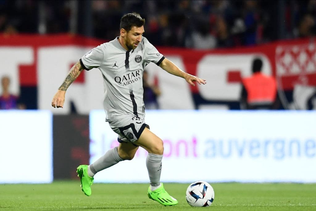 Ligue 1: Así fue la primera chilena en la carrera de Leo Messi ...