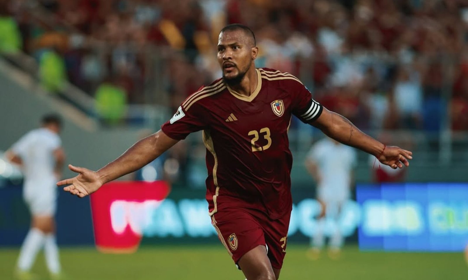 Salomón Rondón marcó para el triunfo de Real Oviedo sobre Valencia